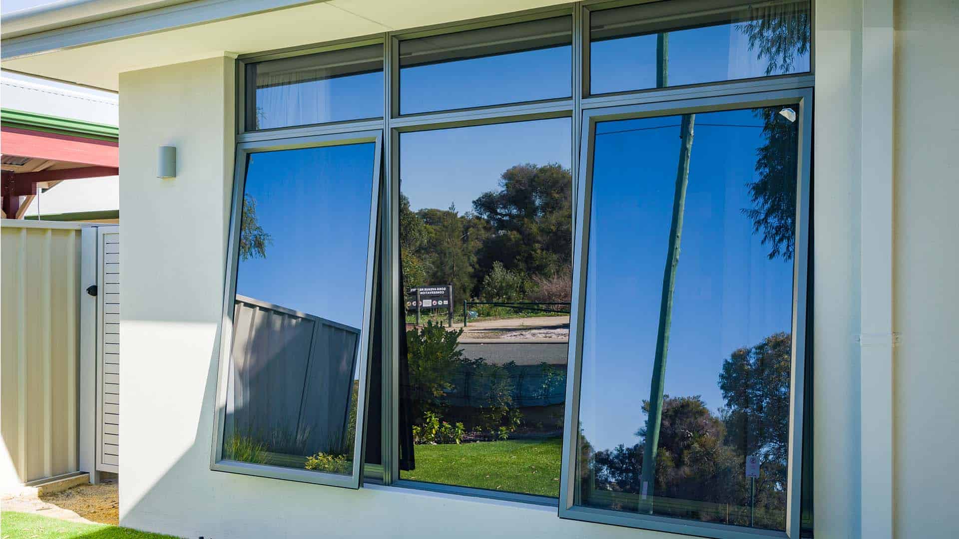 Window Winder Repairs Perth | Lock Repairs Doctor Perth - 0431 753 723